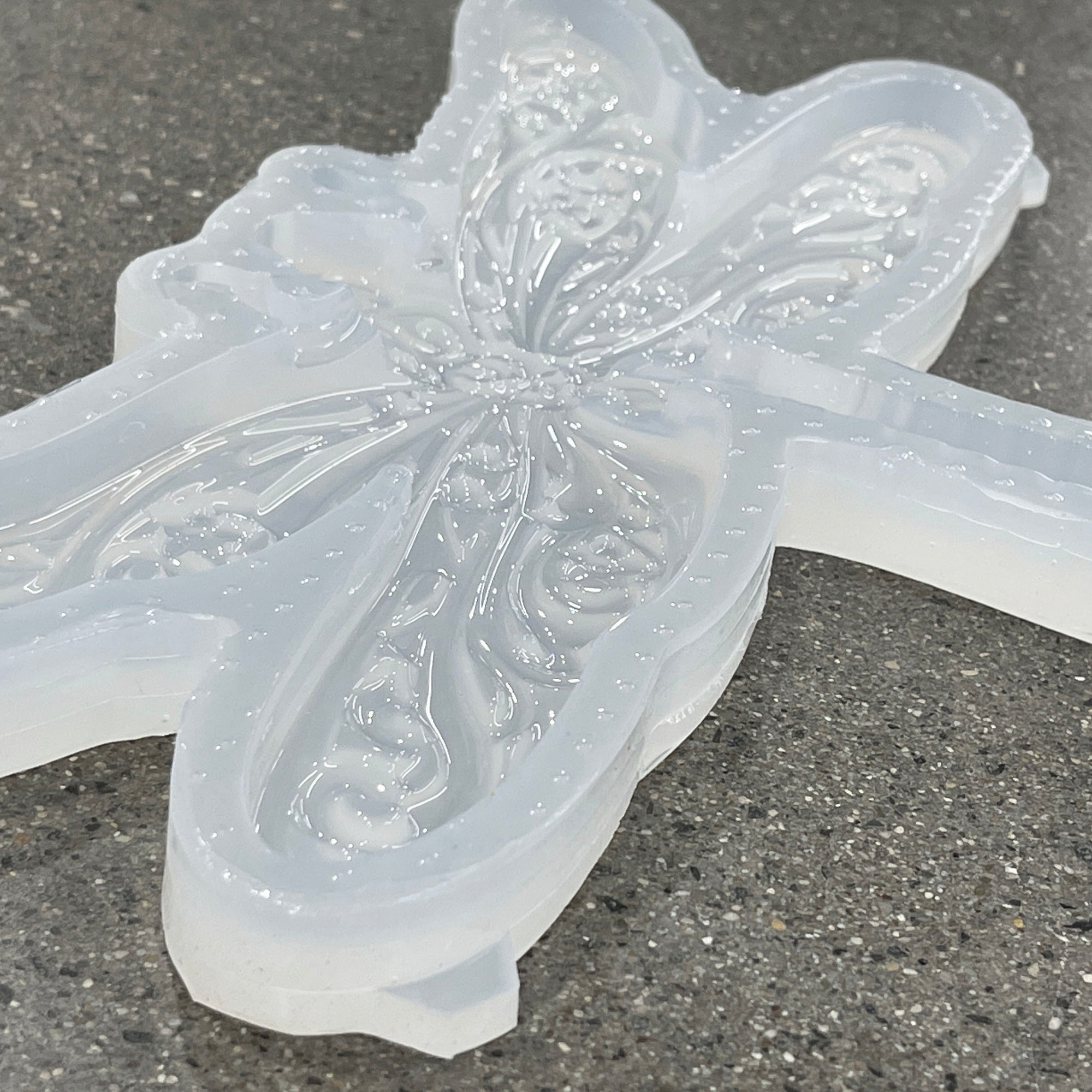 10.2x7.0x0.6" Dragonfly Relief 1 Silicone Mold – Crafted Elements