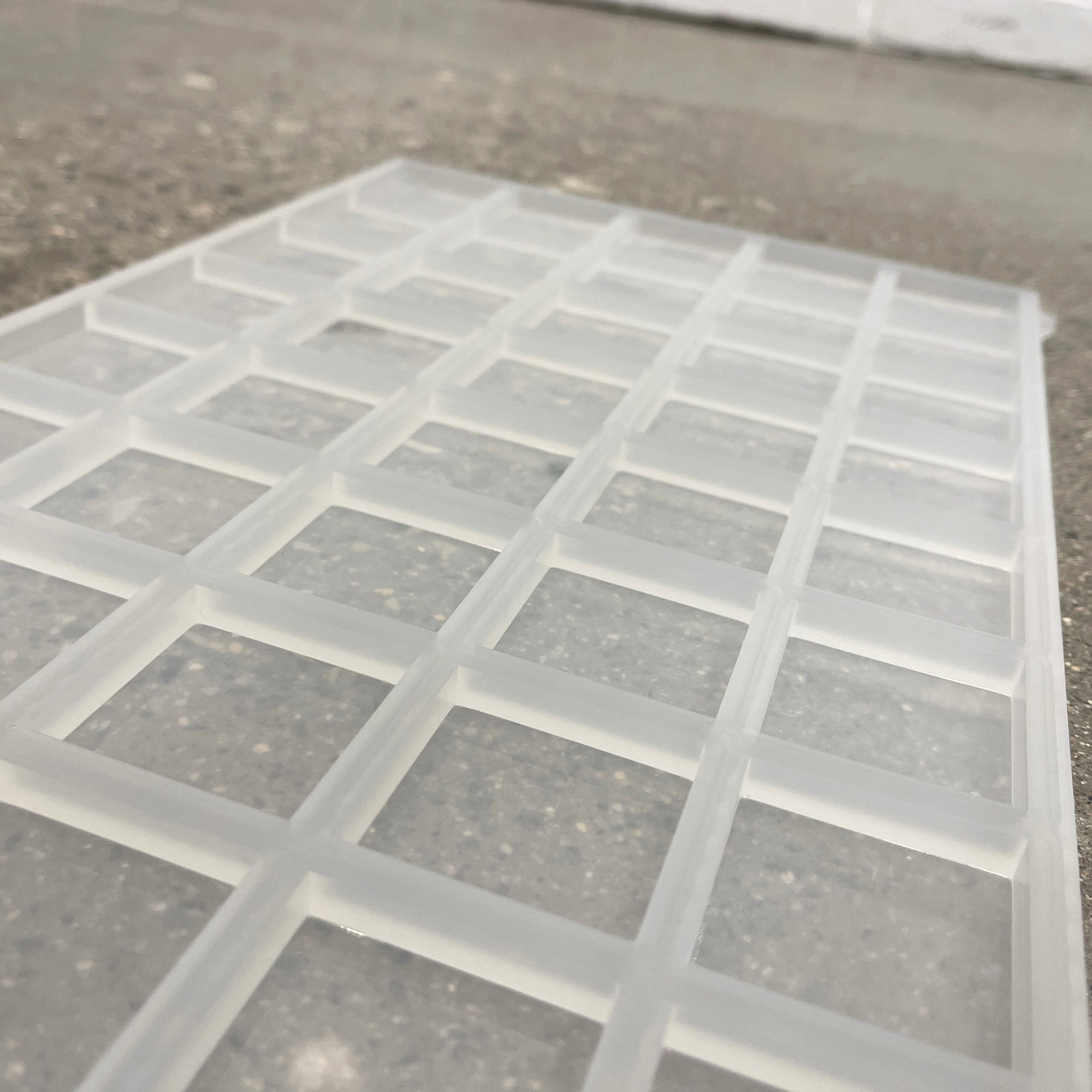 1.5x1.5x0.25" Square Mosaic Tile Silicone Mold - 50 Squares x 1/4" Dee ...